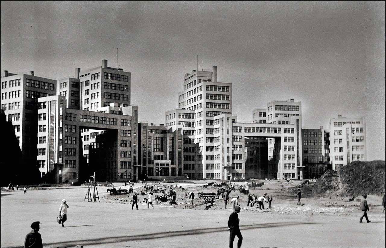 Landscapes of Communism: the Soviet Union's architectural legacy ...